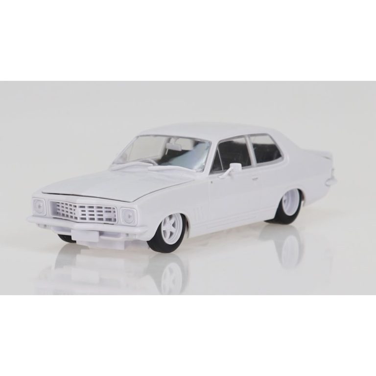 1/24 Scale LJ Custom Torana Plastic Model Kit DDA - DDA622K - Somerset ...